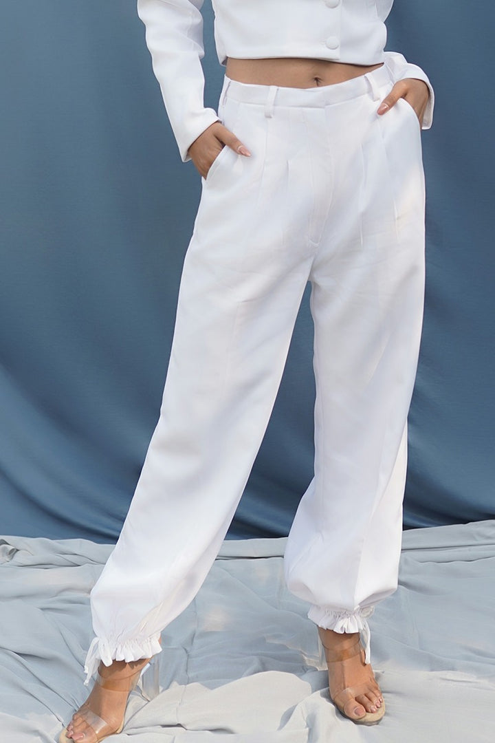 White Pants With Detailing – Houseofmisaki